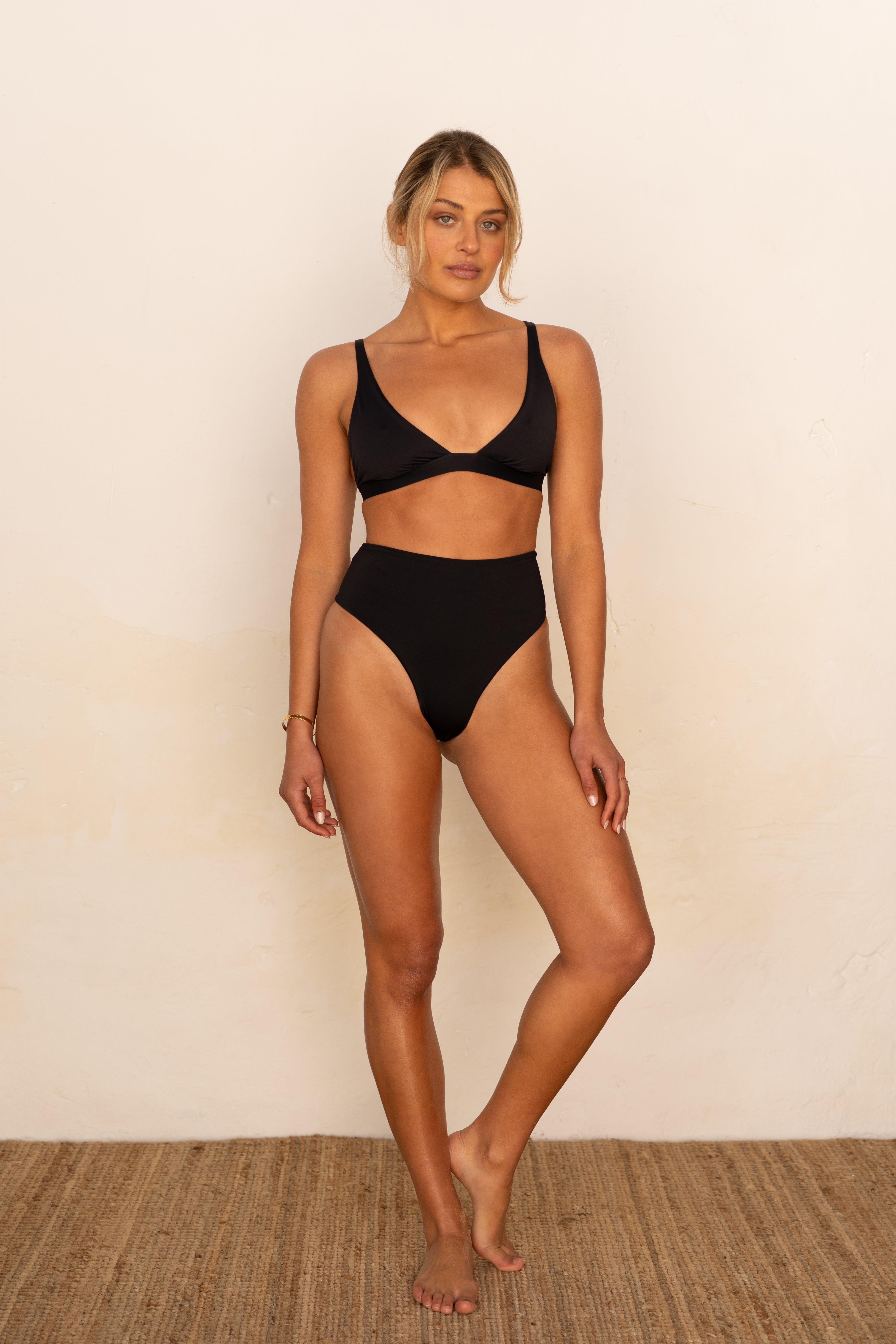 Haut Iris - Noir – KHAVEN